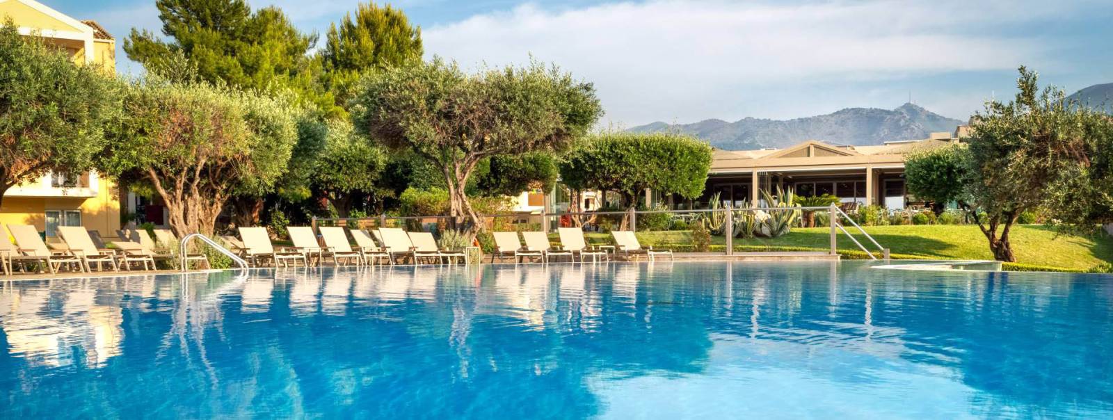 Mareblue Beach Corfu Resort | Corfu Beach Resort | Family Resort